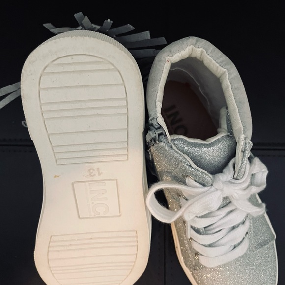 INC International Concepts | Shoes | Nwotgirls Size 3 Silver Glitter ...
